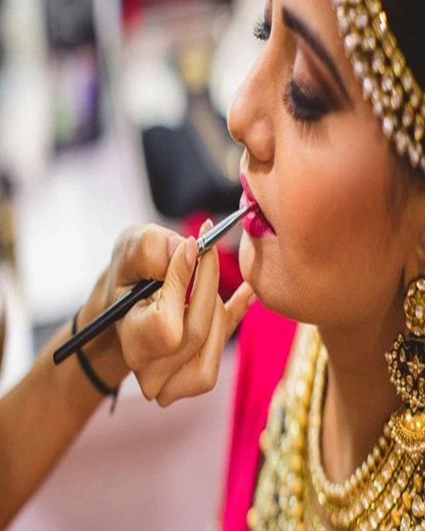 Top 5 Tamil bridal makeup looks